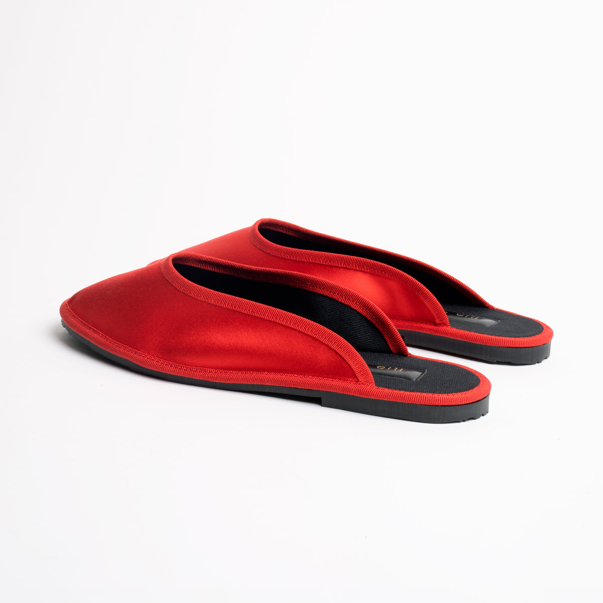 FORTE SATIN IN RED – iliosmeraldo